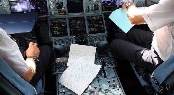 Comment visiter le cockpit d'un avion ? - Magazine du Voyageur