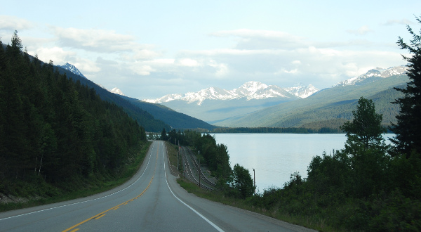 Top 10 des plus longues routes du monde - Magazine du Voyageur